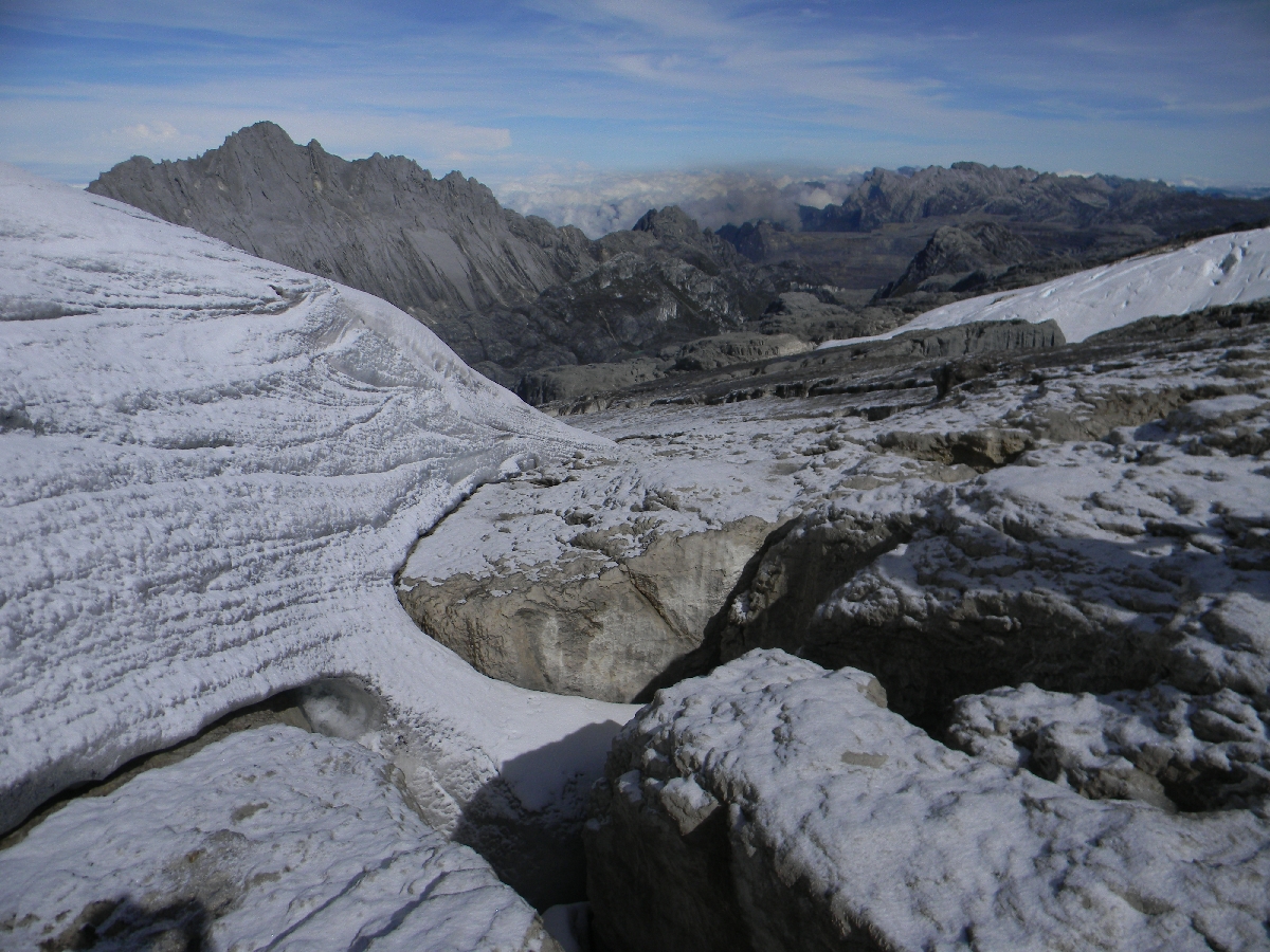 Puncak Jaya - Carstensz Pyramid | Gunung Bagging