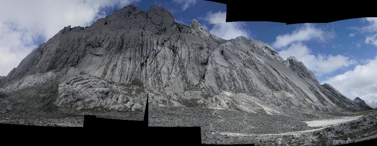 Puncak Jaya - Carstensz Pyramid | Gunung Bagging
